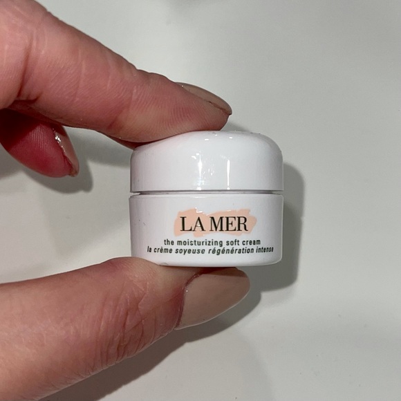 La Mer | Skincare | La Mer The Moisturizing Soft Cream | Poshmark